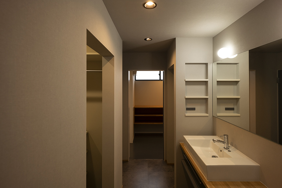 HOUSE_T – Ploot | Architects & Associates